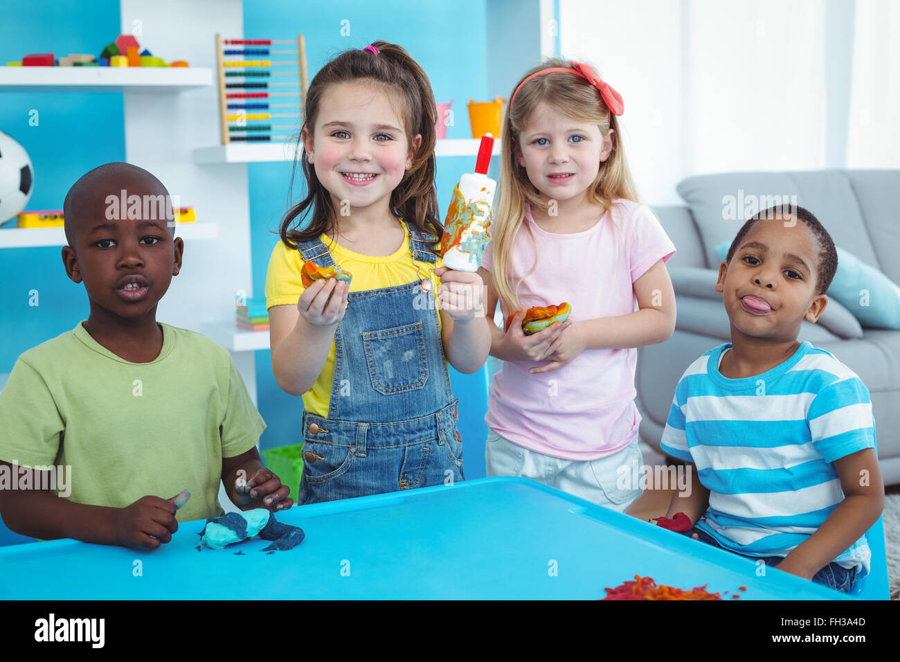 Kids modelling hi-res stock photography and images - Alamy