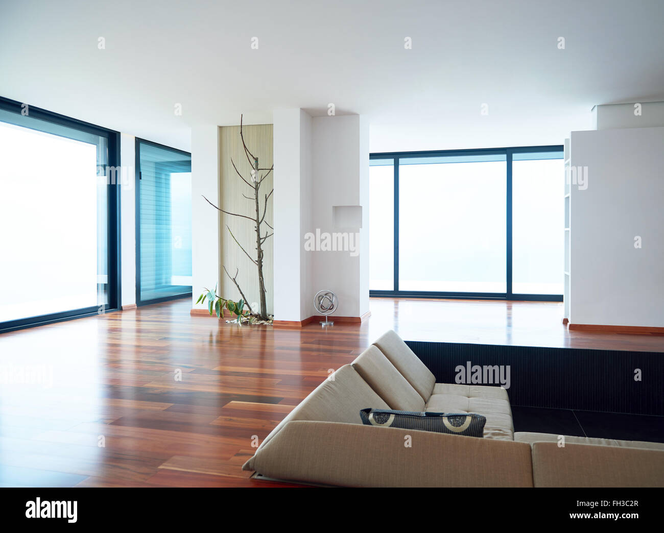 Interior luxury villa wide hi-res stock photography and images - Alamy