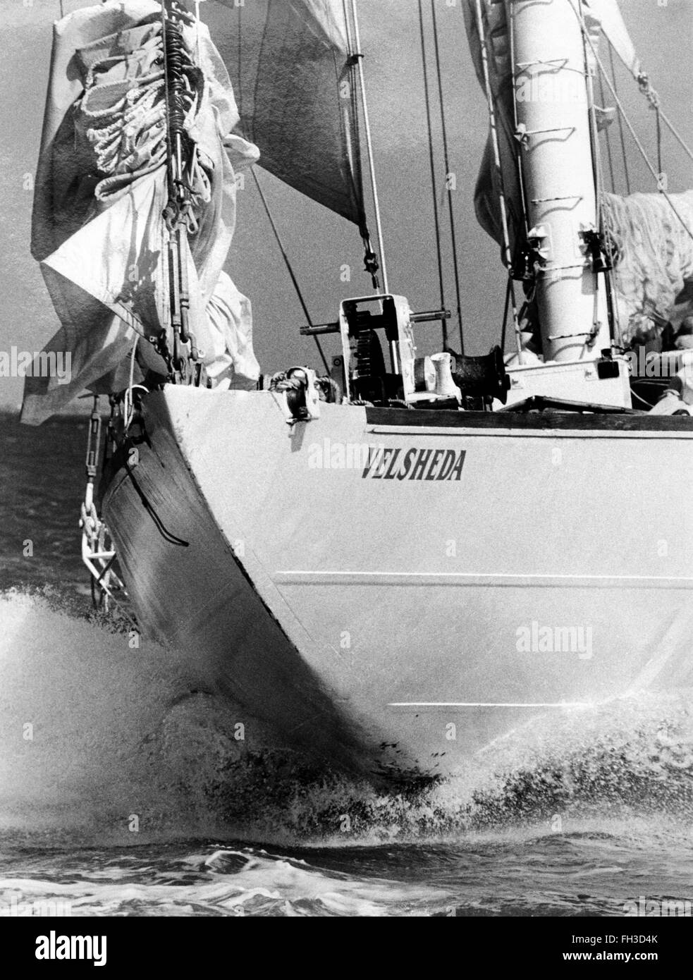AJAXNETPHOTO. 1984. SOLENT, ENGLAND. - SAIL POWER - THE J CLASS YACHT ...