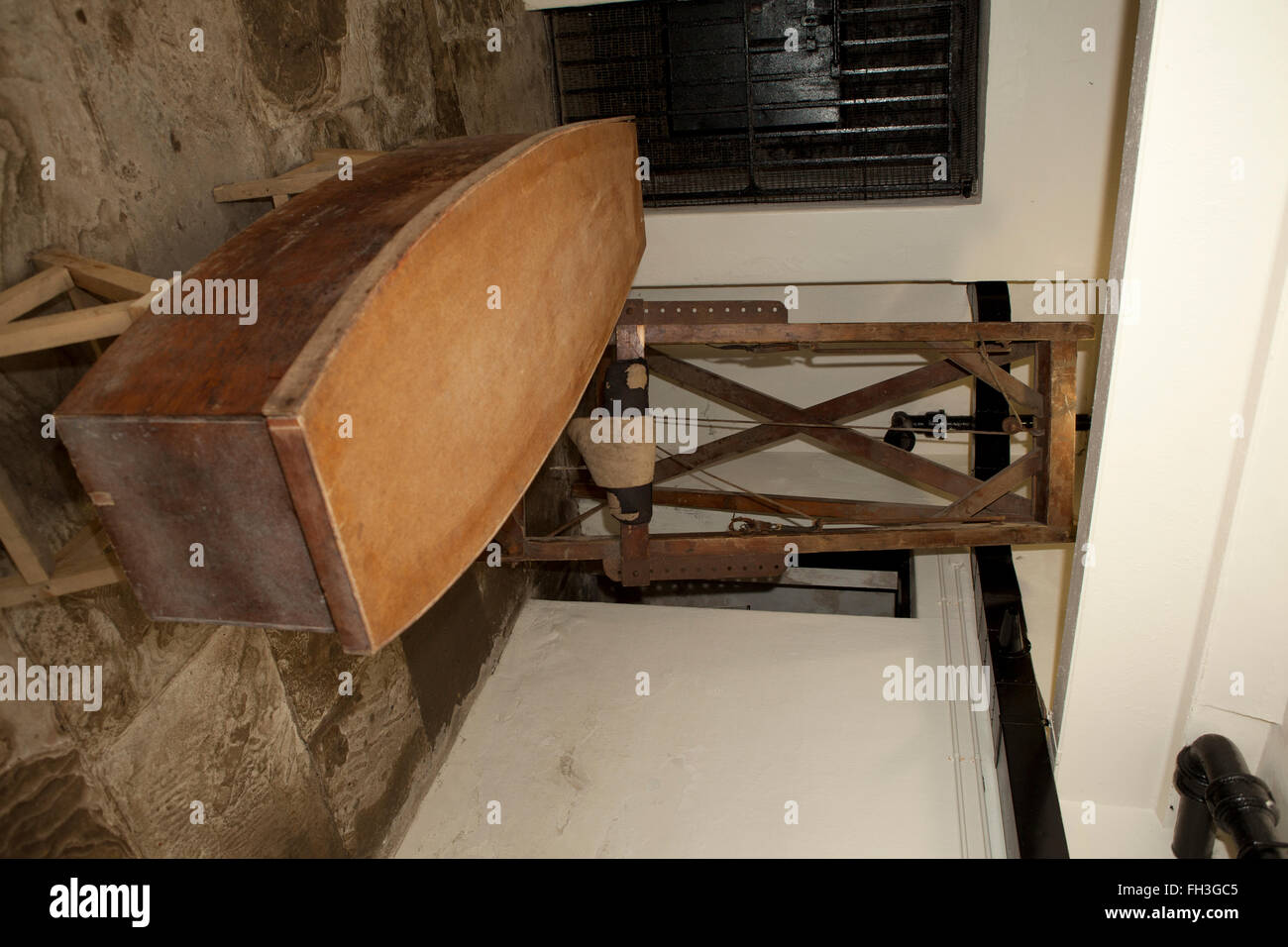 Whipping prisoner hi-res stock photography and images - Alamy