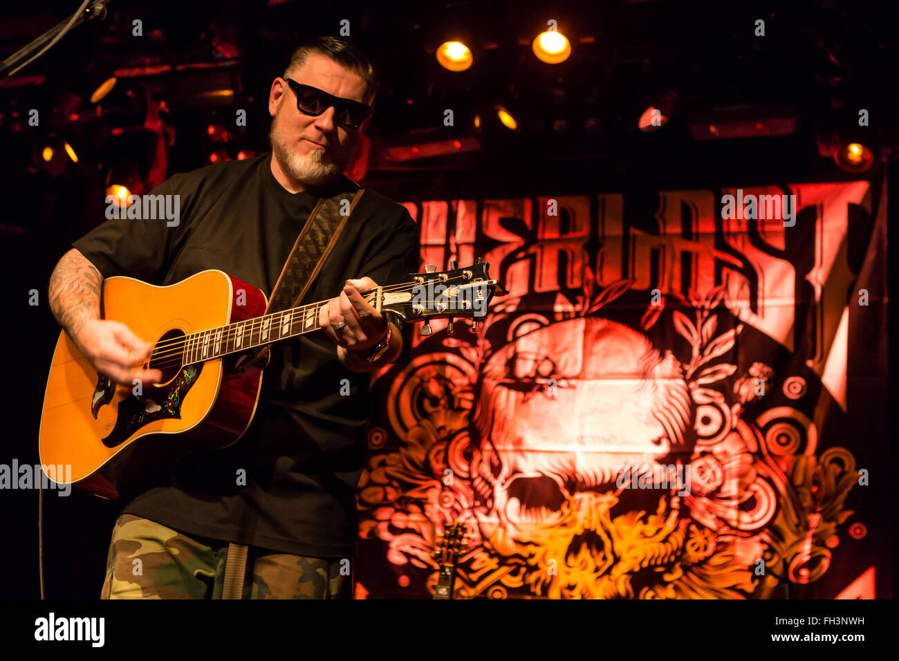 Everlast singer hi-res stock photography and images - Alamy