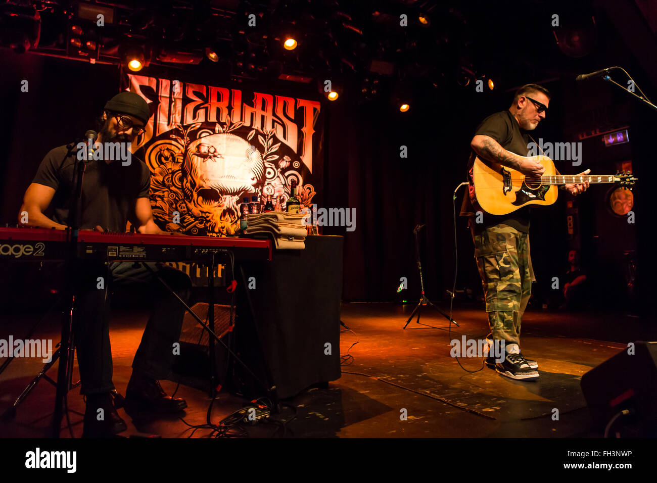 Everlast live concert hi-res stock photography and images - Alamy