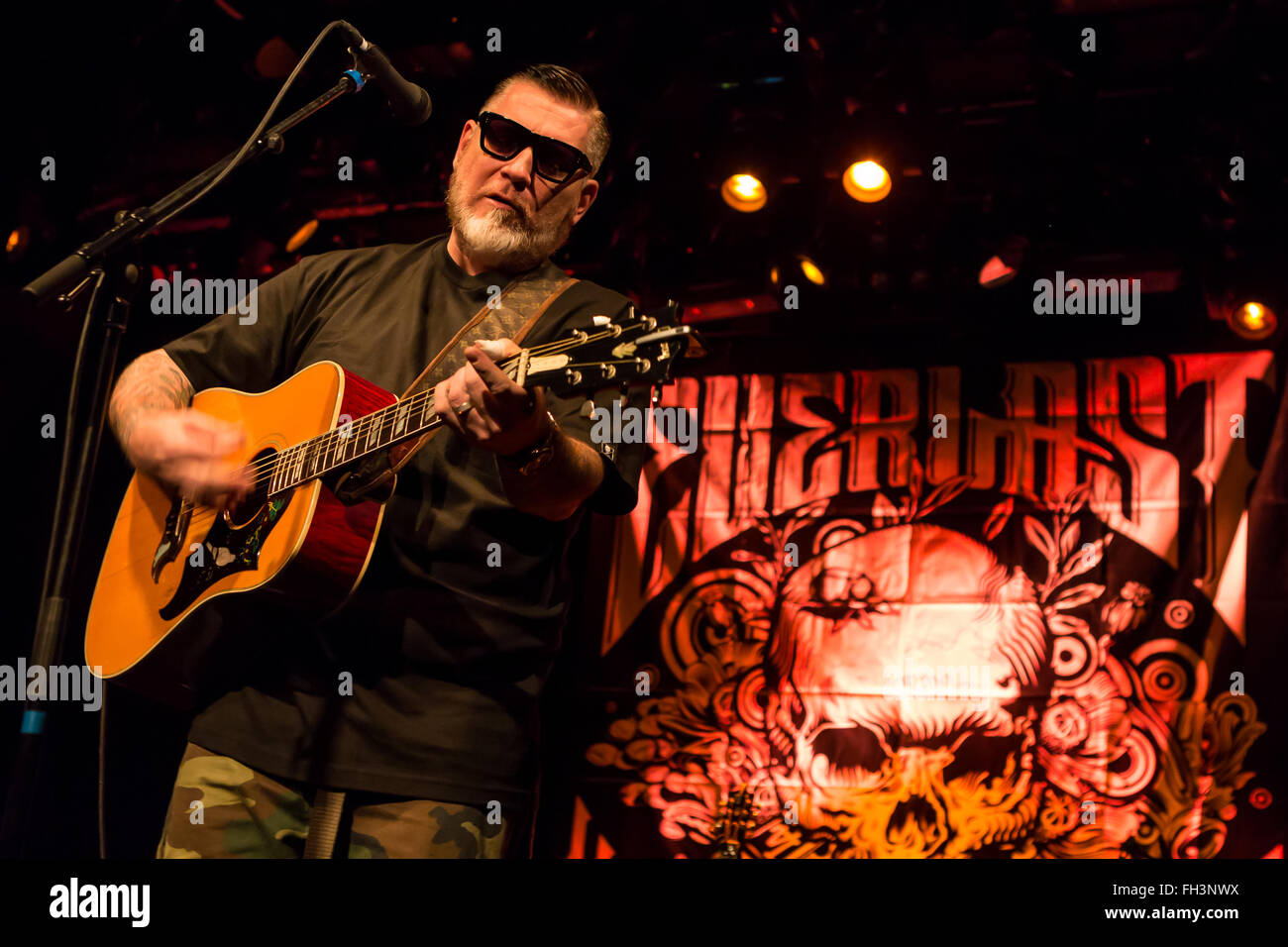 Everlast Singer Stock Photos & Everlast Singer Stock Images - Alamy