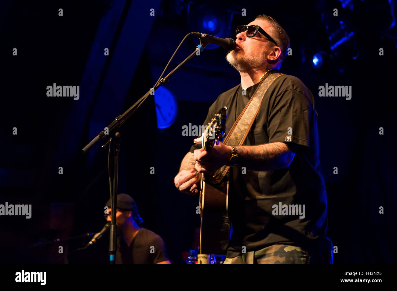 Everlast live concert hi-res stock photography and images - Alamy