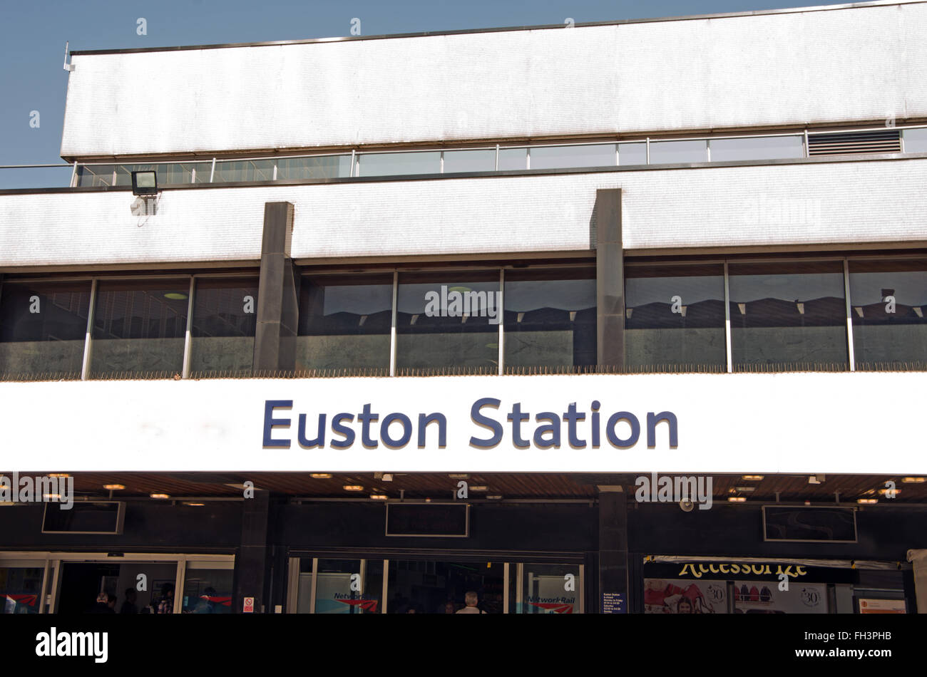 London, Euston Station Sign, England Stock Photo - Alamy