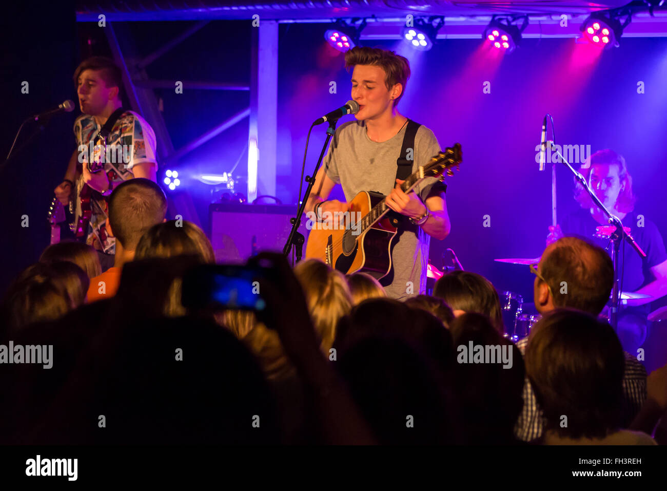 Nickless Stock Photos & Nickless Stock Images - Alamy