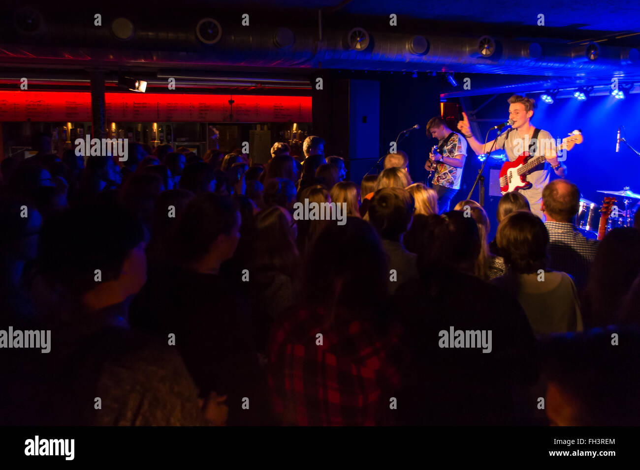 Nickless Stock Photos & Nickless Stock Images - Alamy