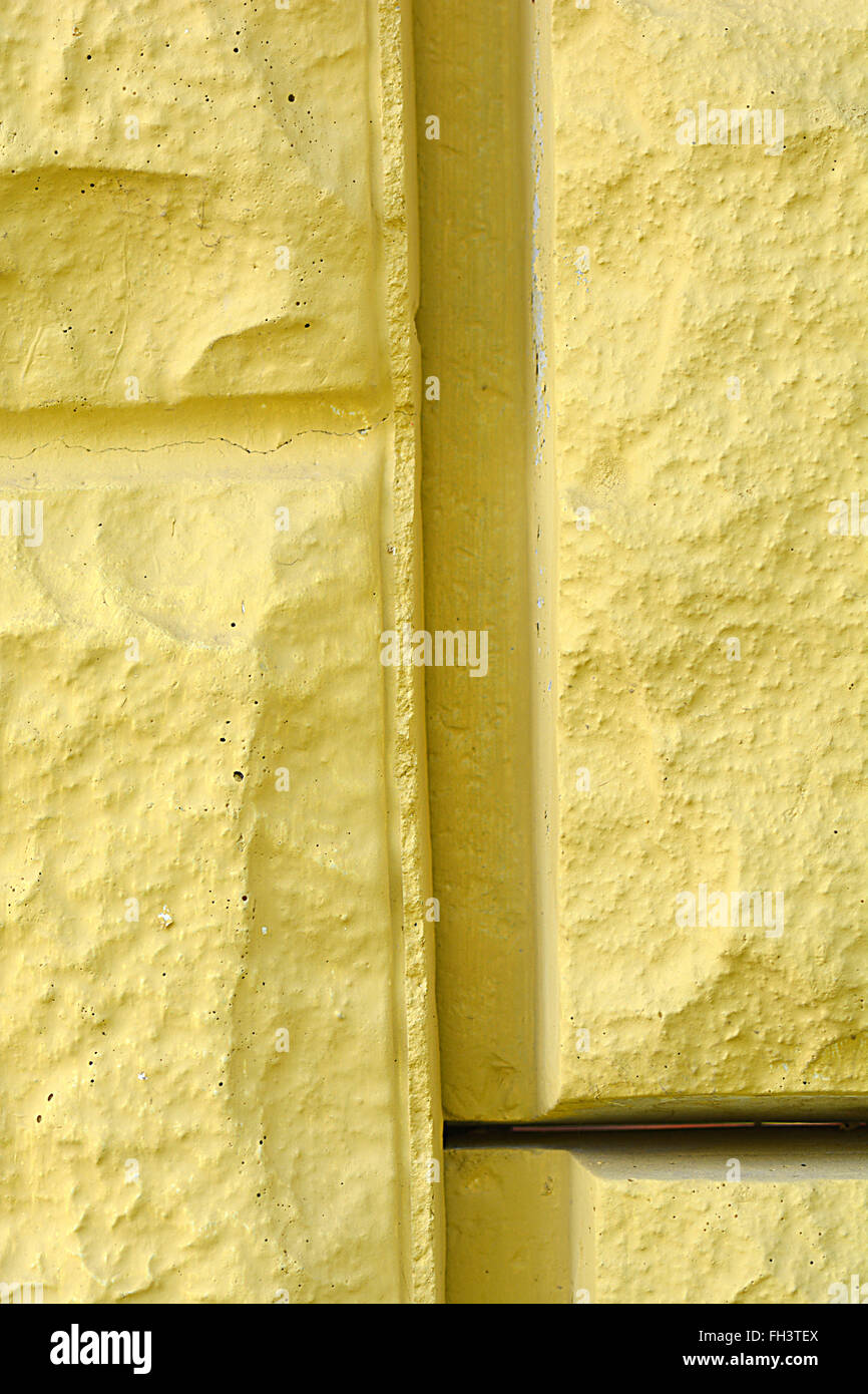 yellow brick wall texture Stock Photo - Alamy