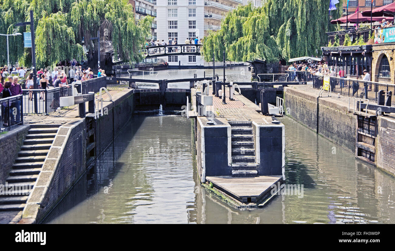 Regents Canal, Camden Lock, London, England Stock Photo - Alamy