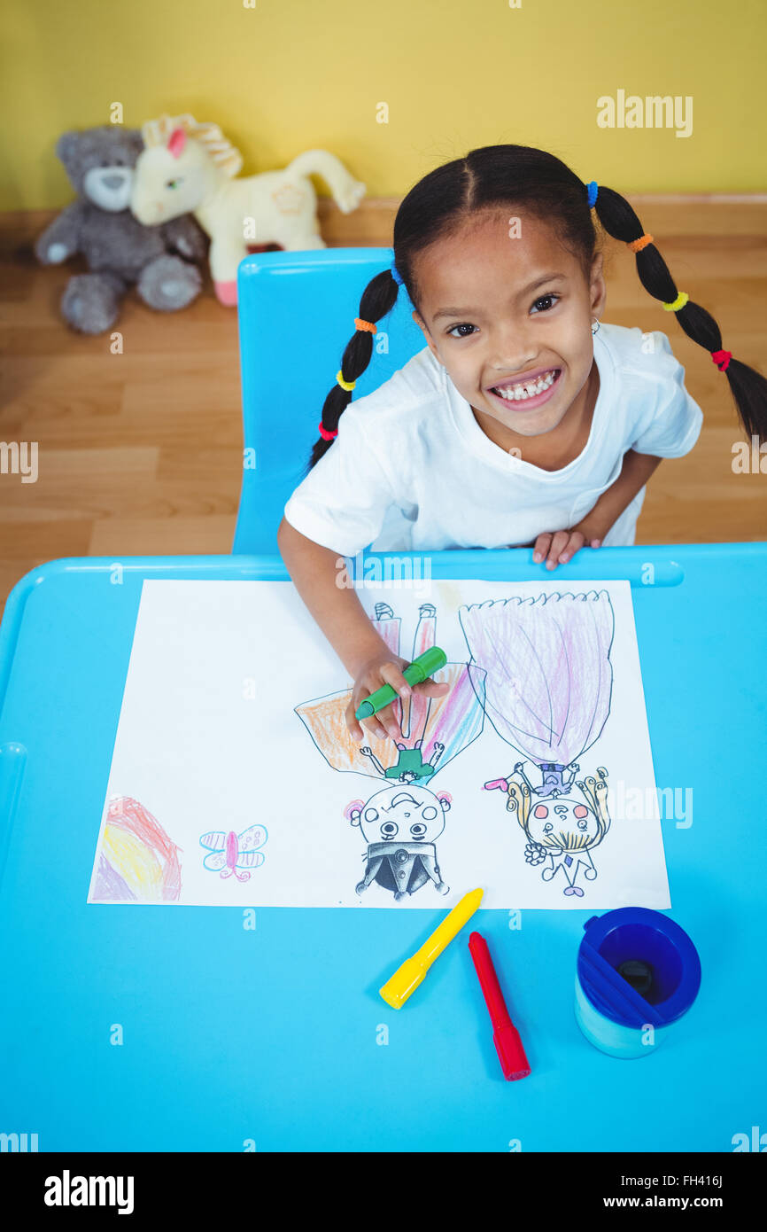 Girl looking colouring book hi-res stock photography and images - Alamy