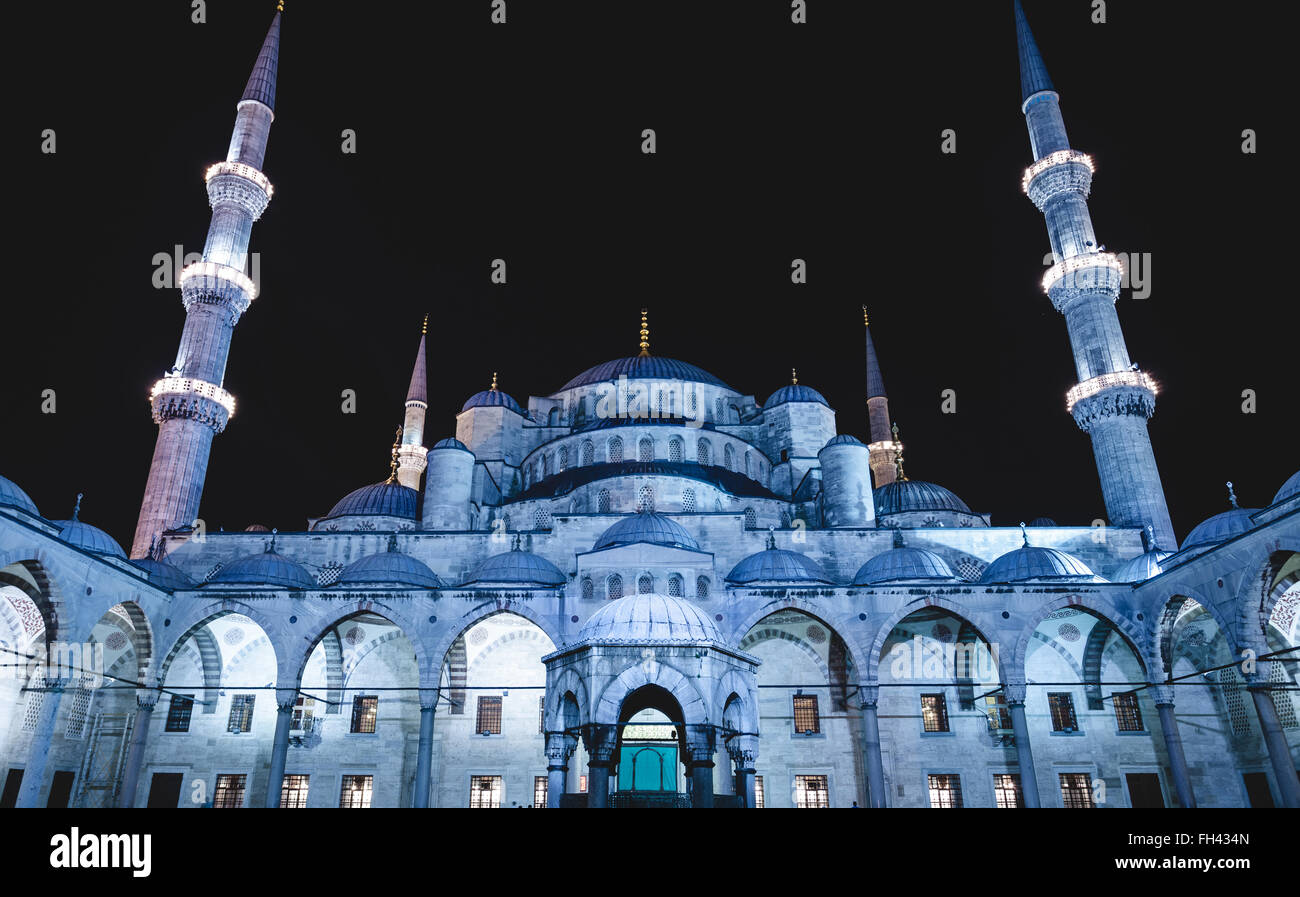 Asian blue hi-res stock photography and images - Alamy