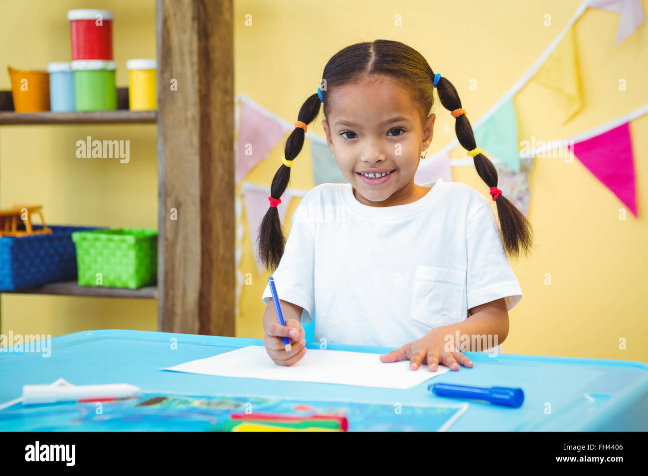 Girl having fun paper hi-res stock photography and images - Alamy