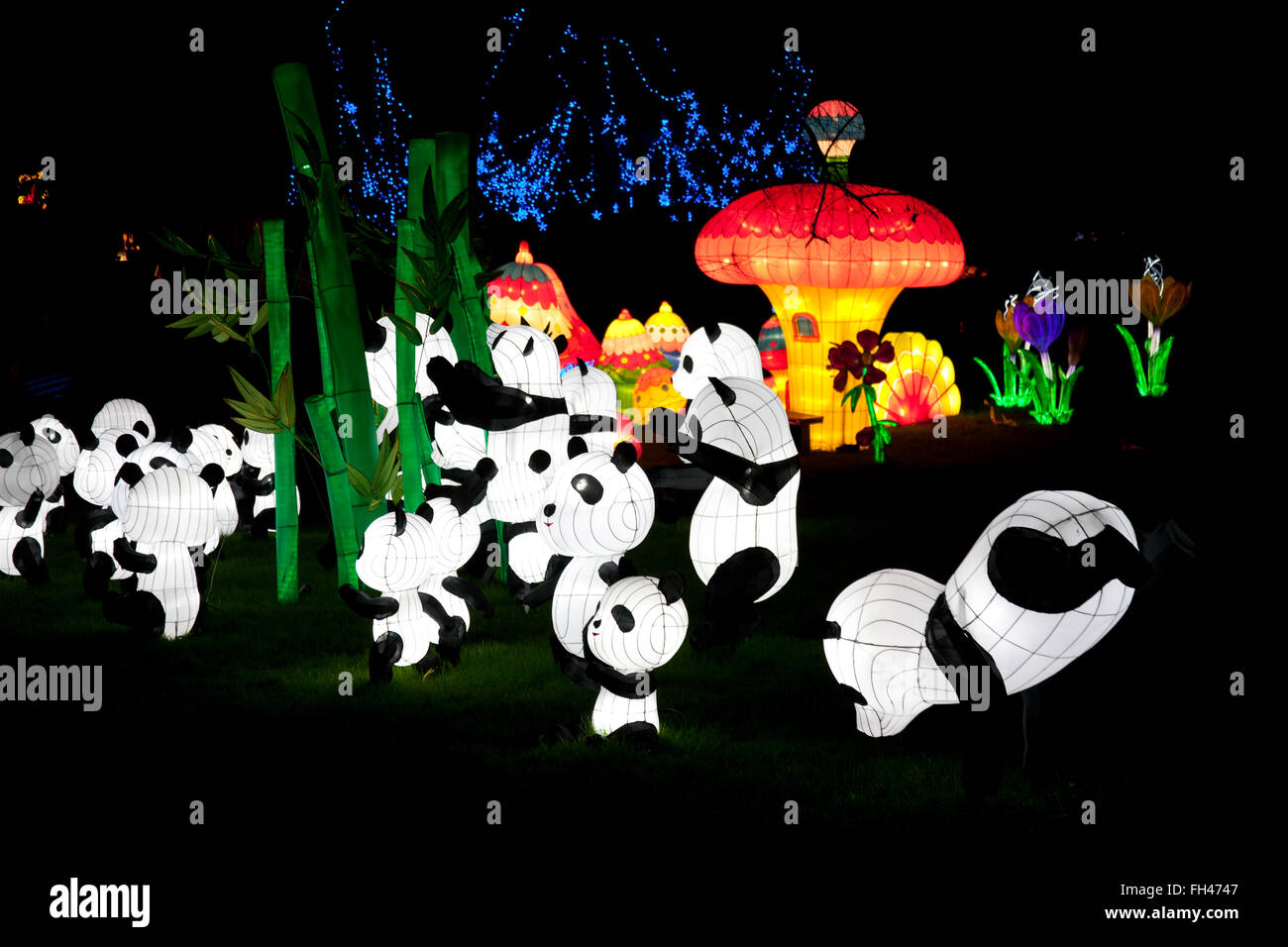 The Magical Lantern Festival Chiswick Park, Burlington Lane, Chiswick ...