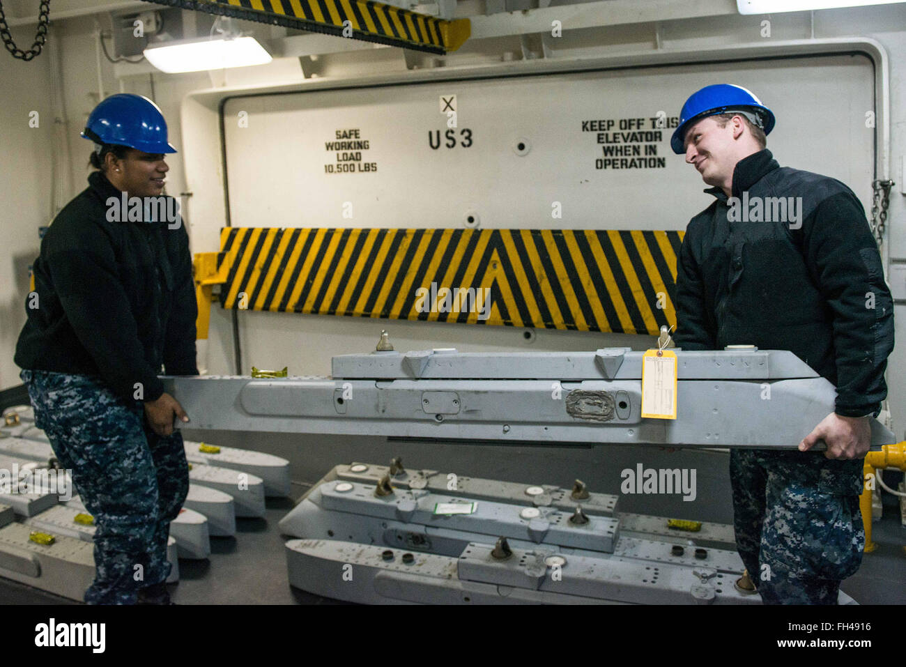 2016 aviation ordnanceman airman ariana ali hi-res stock photography ...