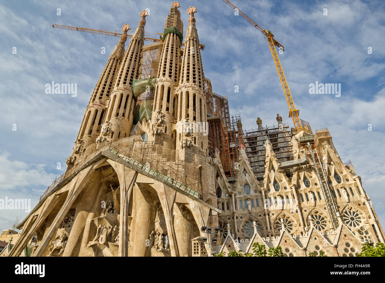 Sagrada familia facade hi-res stock photography and images - Alamy