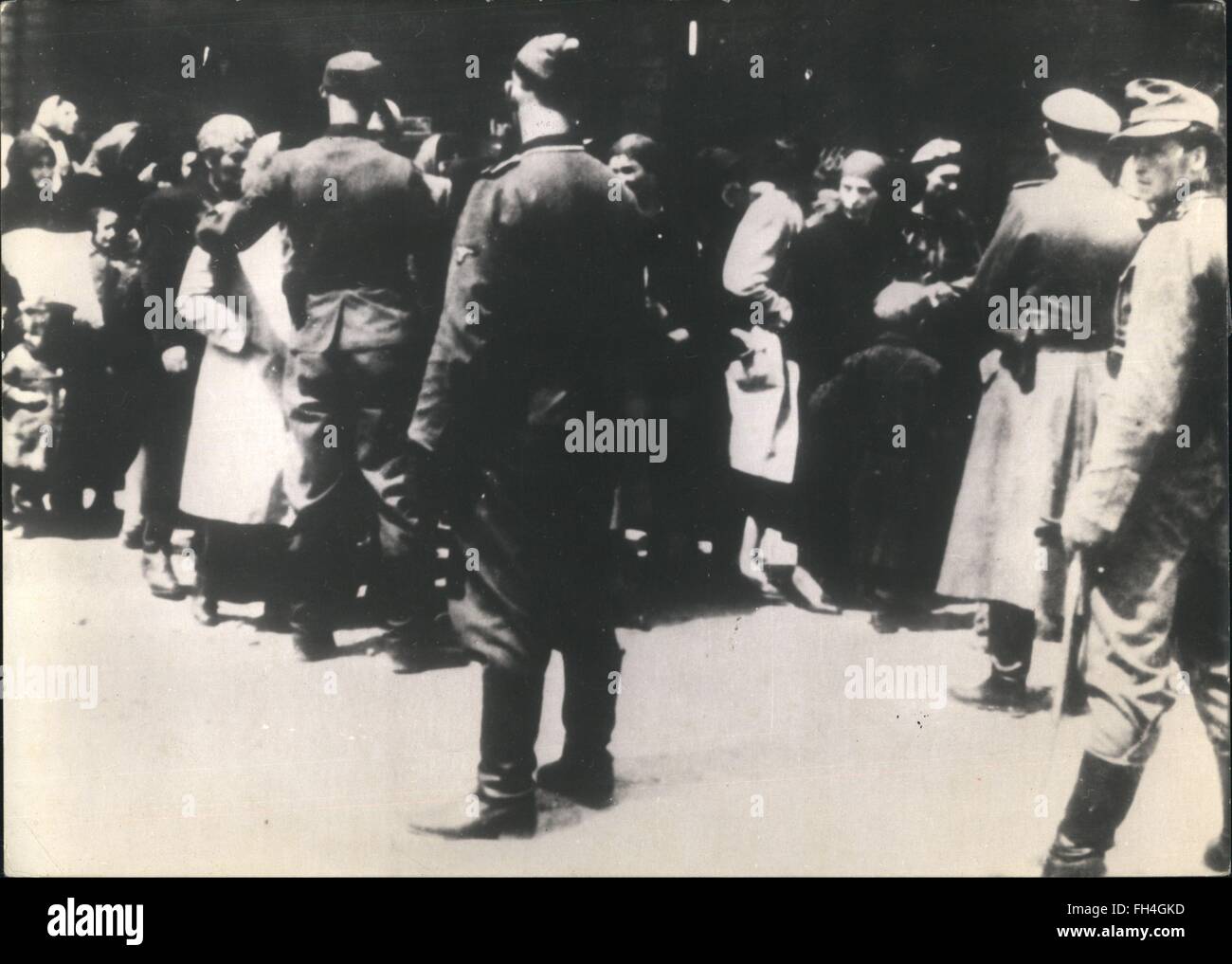 Auschwitz train historical hi-res stock photography and images - Alamy
