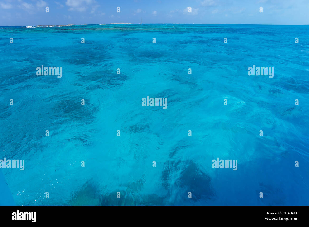 Beautiful Caribbean sea in blue color Stock Photo - Alamy