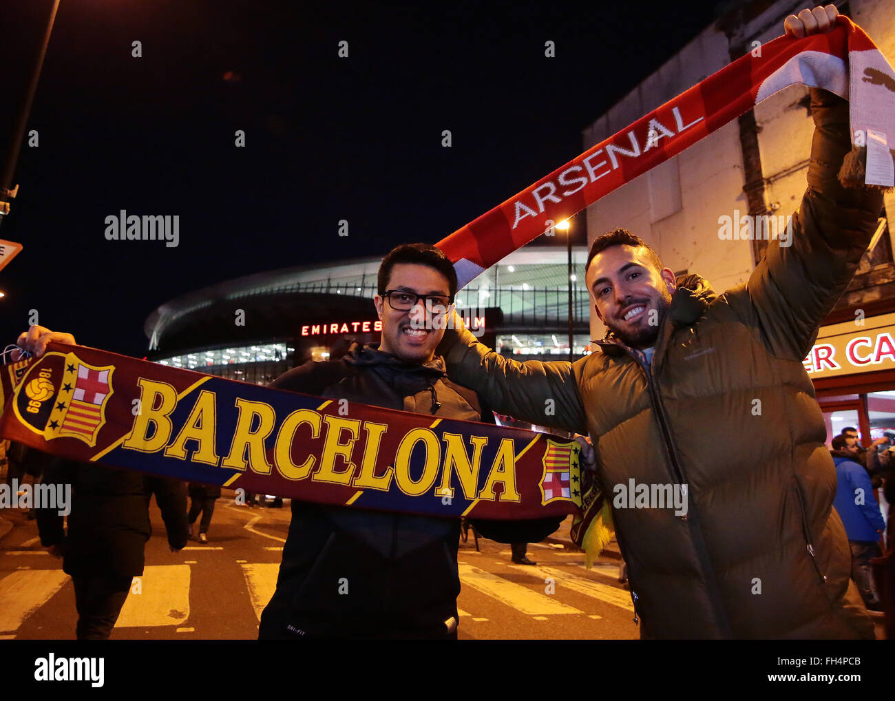 Arsenal fan outside emirates hi-res stock photography and images - Alamy