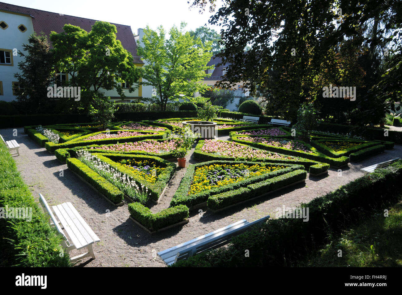 Renaissance forms hi-res stock photography and images - Alamy