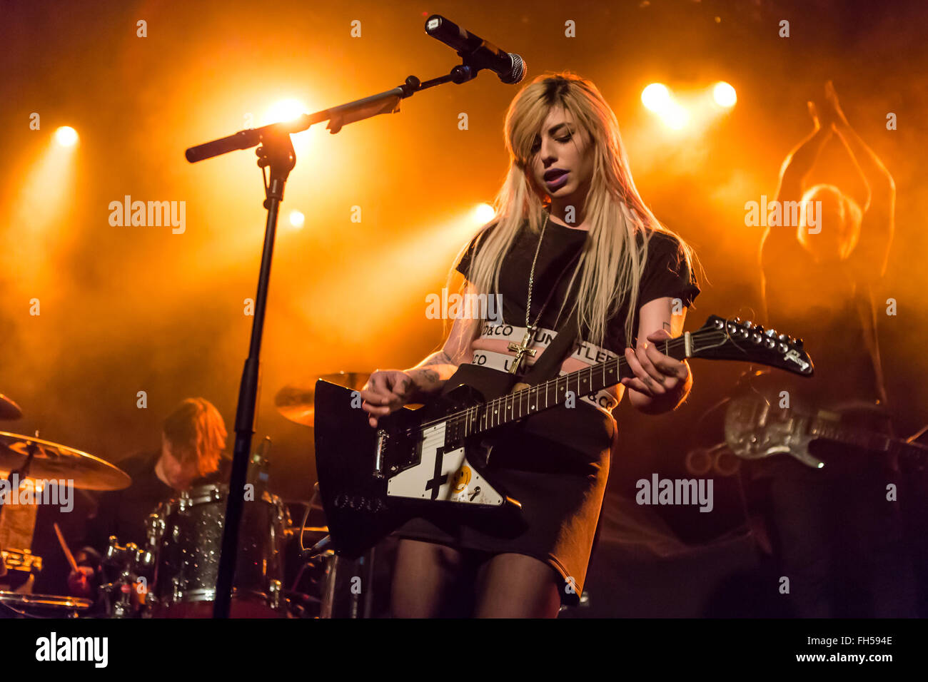 Die mannequin band hi-res stock photography and images - Alamy