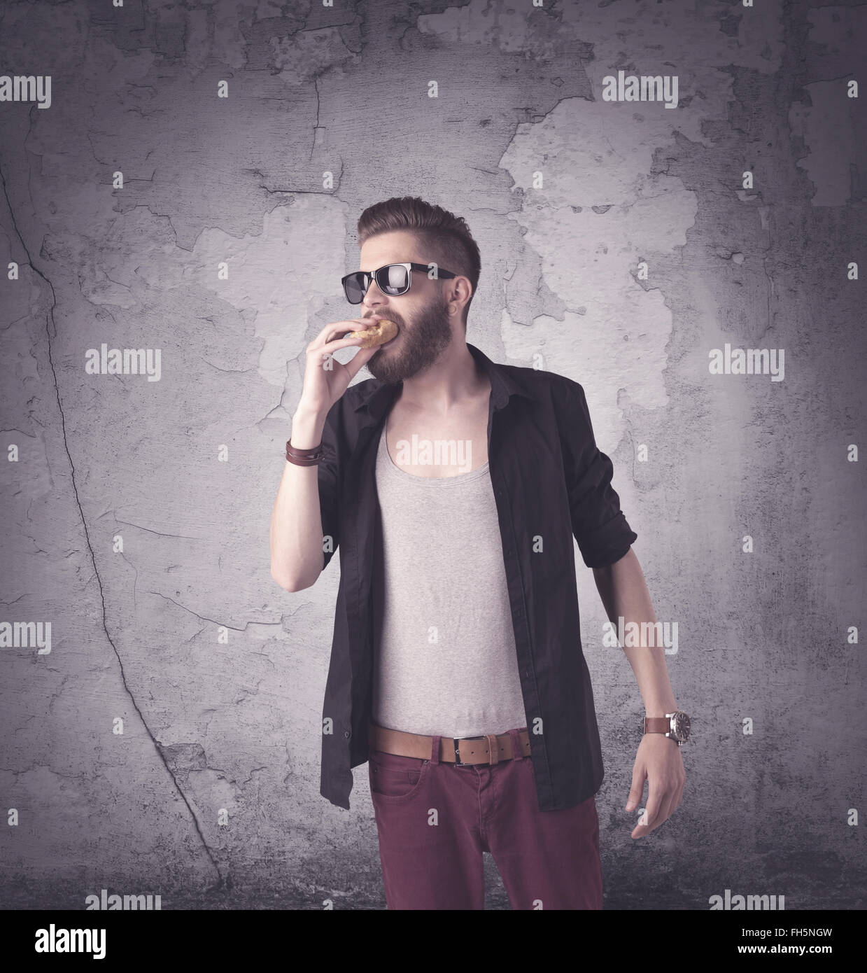 Handsome hipster in fashion clothing Stock Photo - Alamy