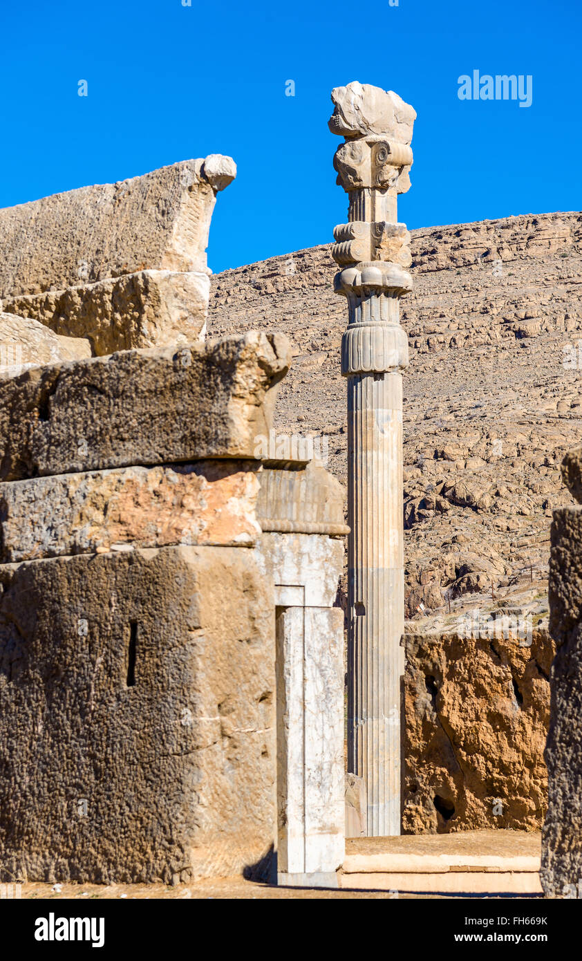 Hall of hundred columns hi-res stock photography and images - Alamy