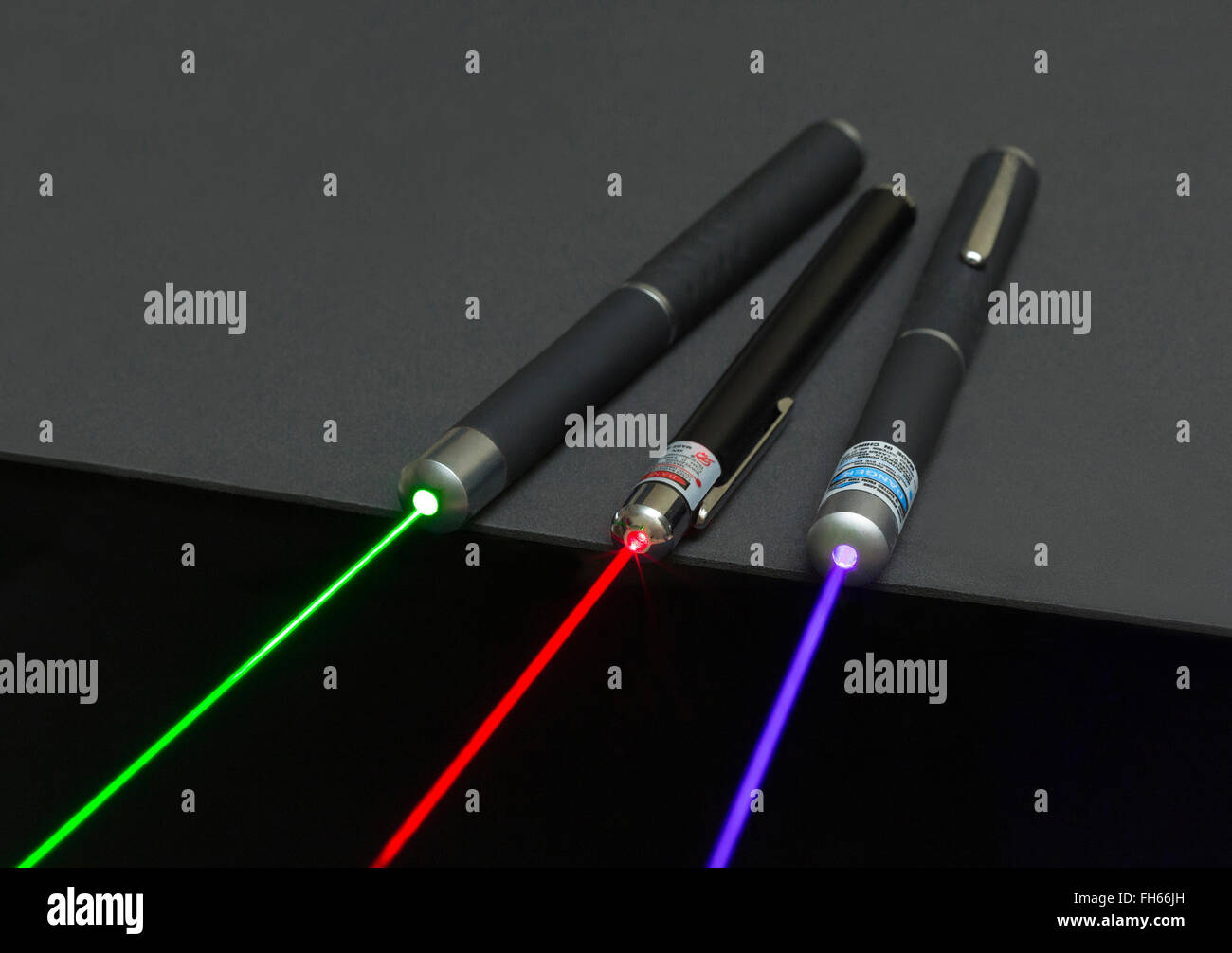 Blue laser beam hi-res stock photography and images - Alamy