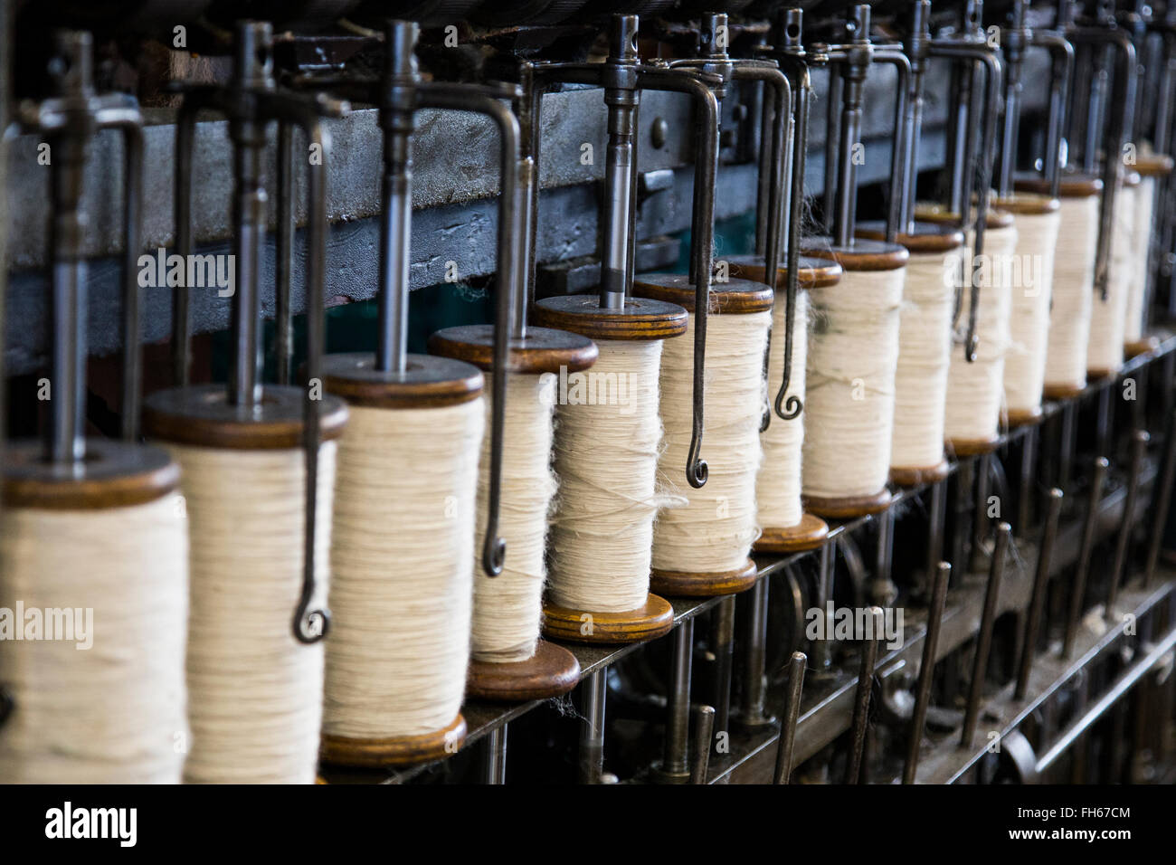 Old weaving loom bradford industrial hi-res stock photography and ...