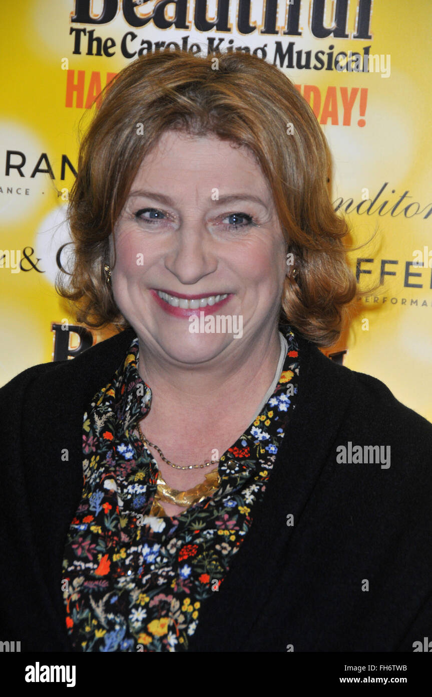 Caroline quentin hi-res stock photography and images - Alamy