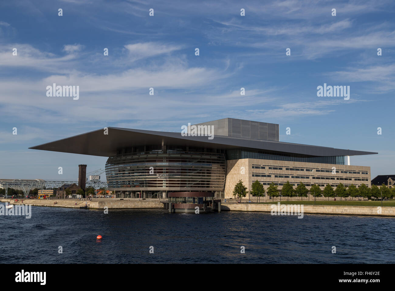 New opera house copenhagen denmark hi-res stock photography and images ...