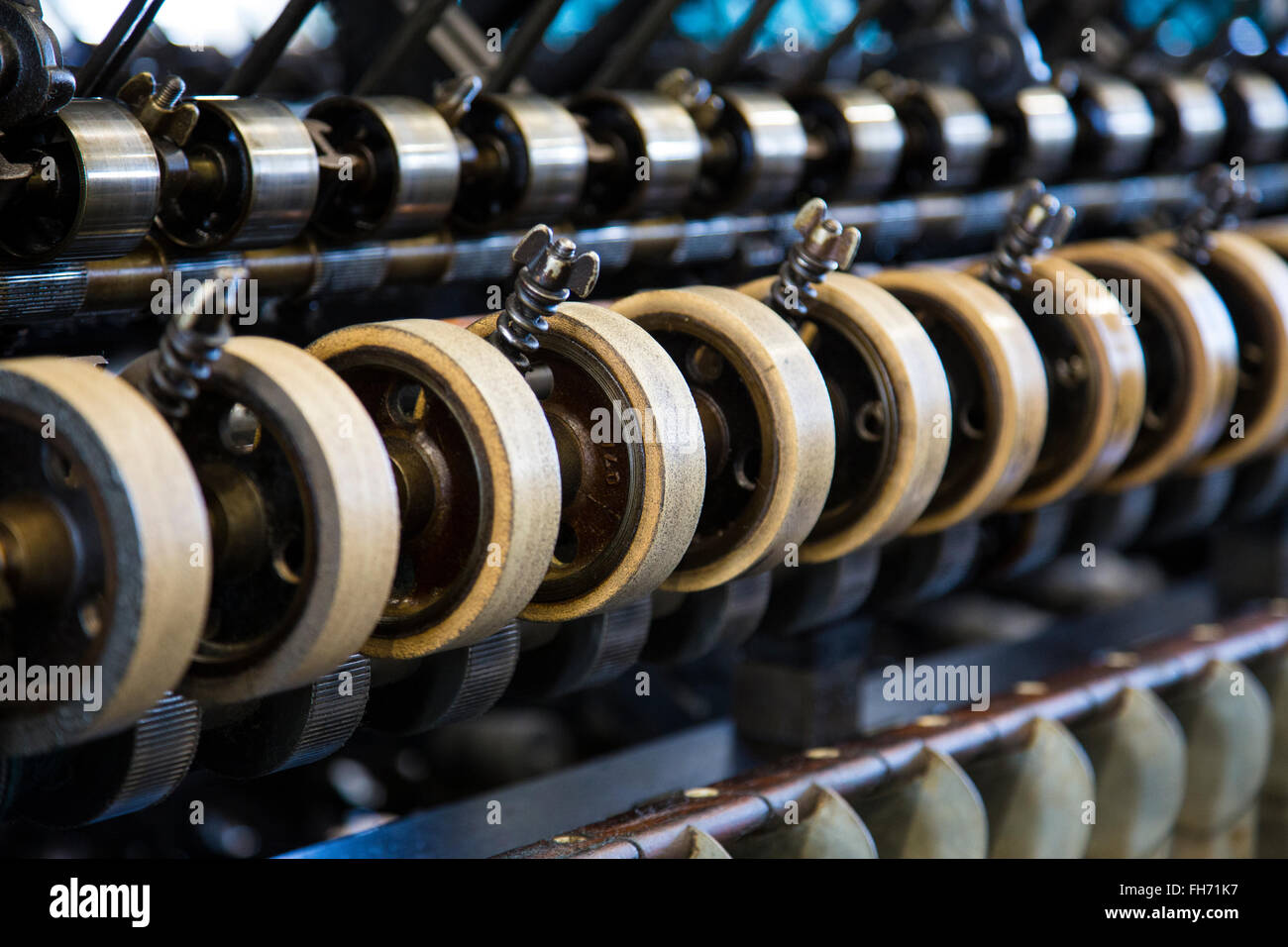 Wool combing machine hi-res stock photography and images - Alamy