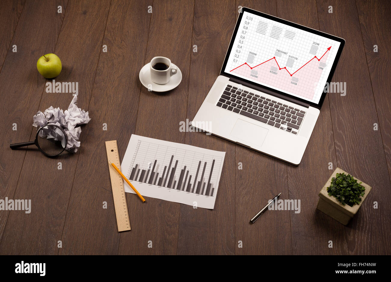 Stock market red screen hi-res stock photography and images - Alamy