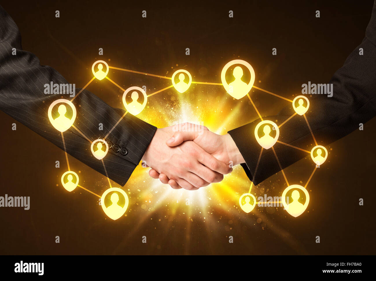 Social netwok connection handshake Stock Photo - Alamy