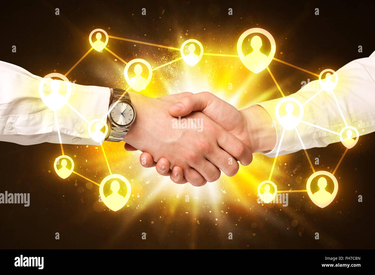 Social netwok connection handshake Stock Photo - Alamy