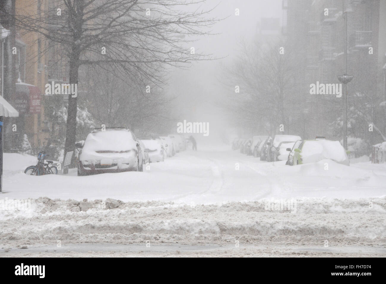 Winter Storm Jonas causes blizzard conditions, with up to two feet of ...
