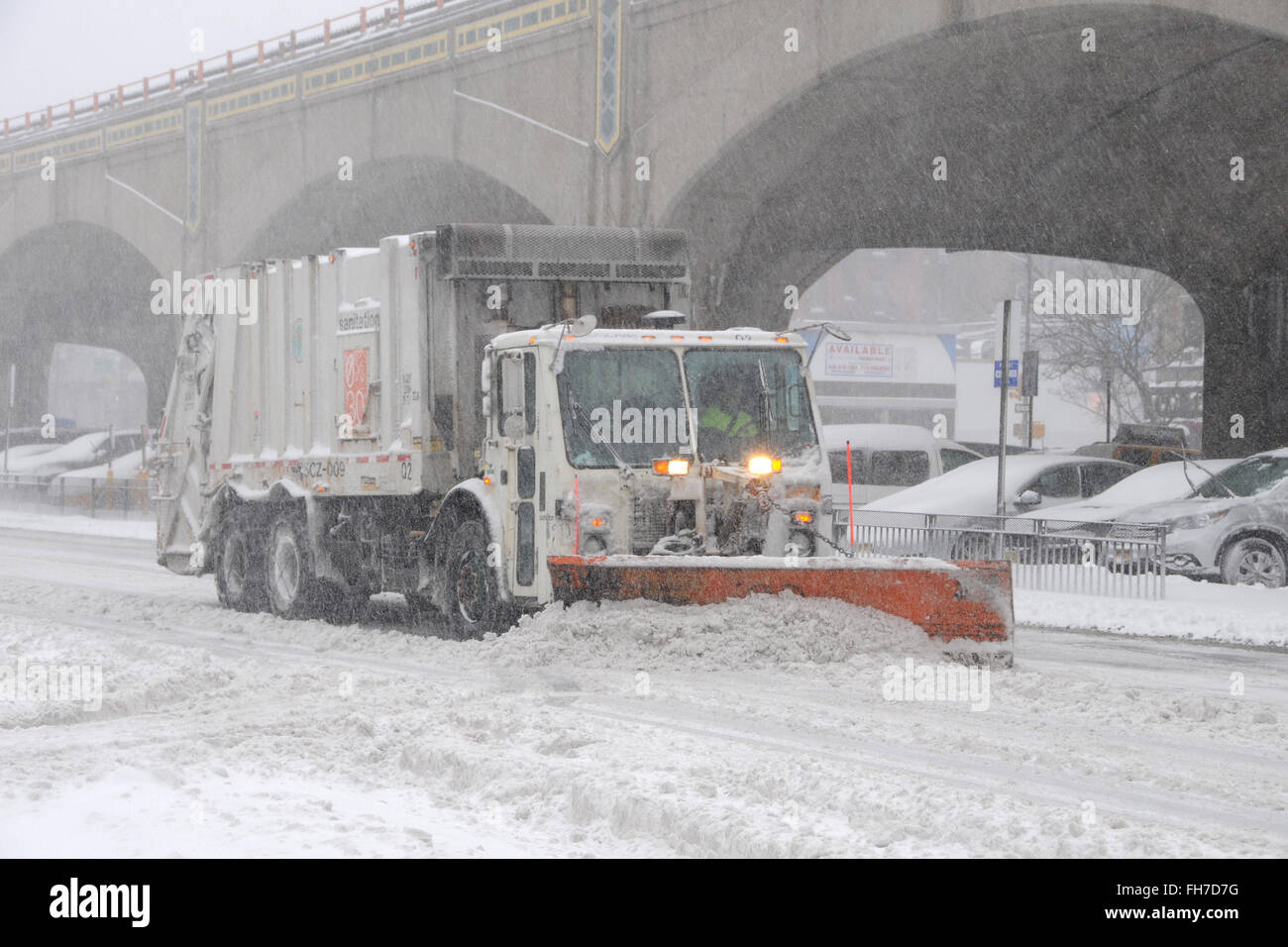 Winter Storm Jonas causes blizzard conditions, with up to two feet of ...