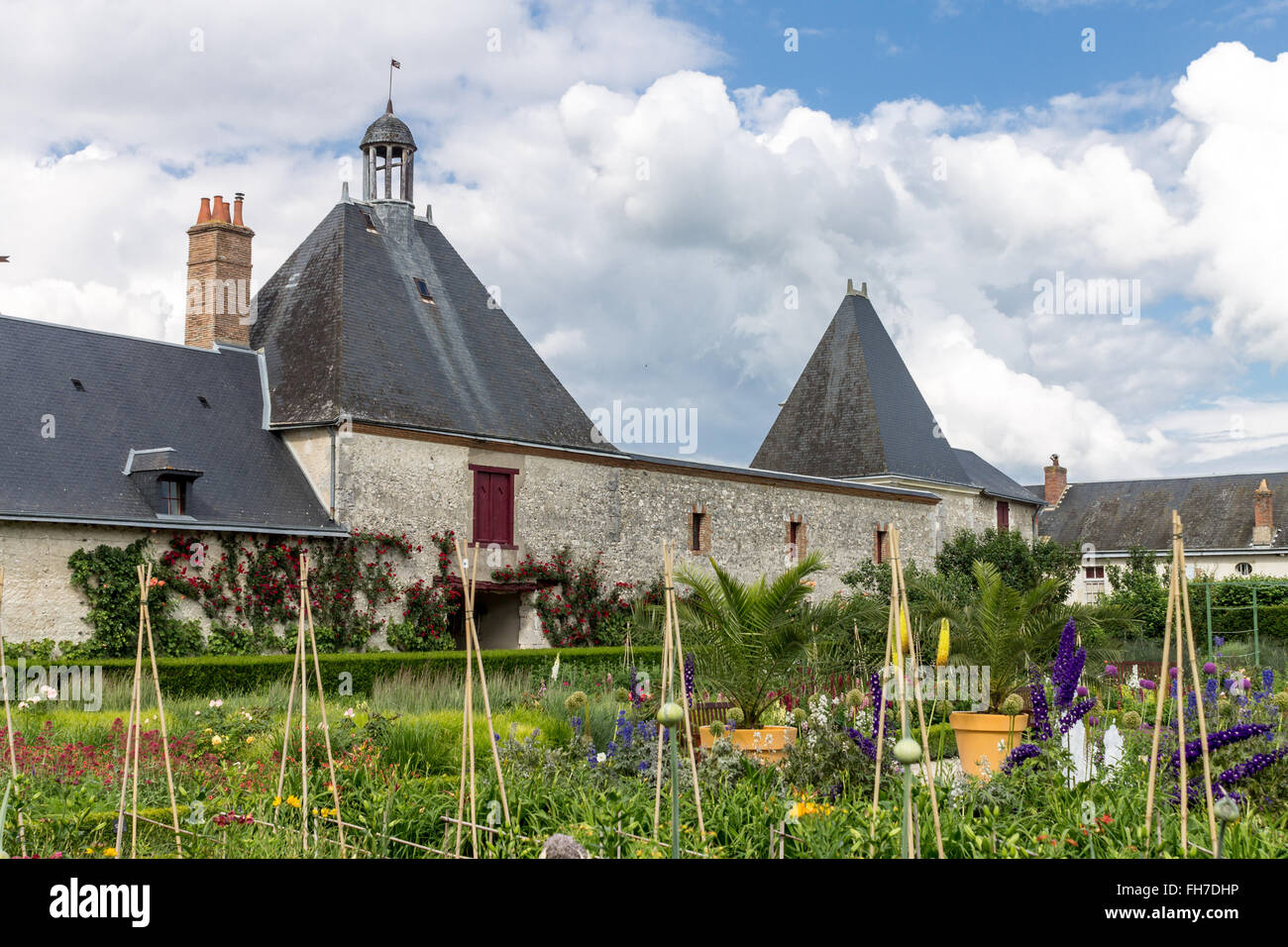 Typical House Gardens Chateau de Cheverny Loire Valley France Stock ...