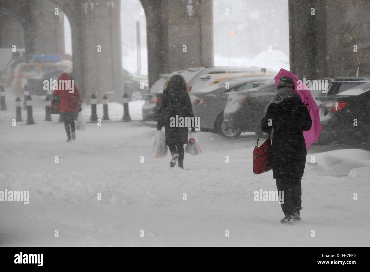 Winter Storm Jonas causes blizzard conditions, with up to two feet of ...