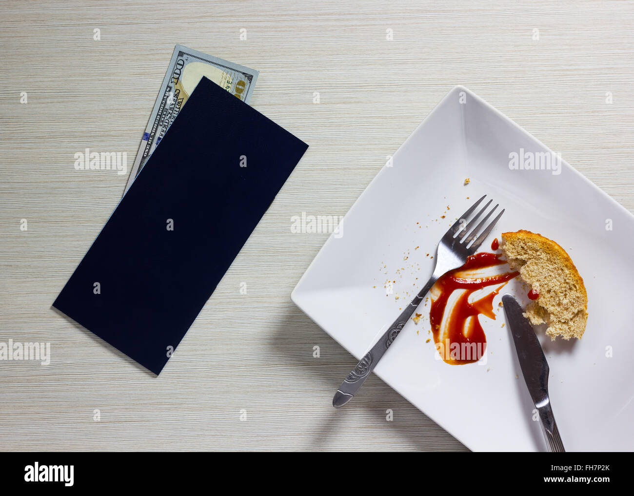 Lunch bill hi-res stock photography and images - Alamy