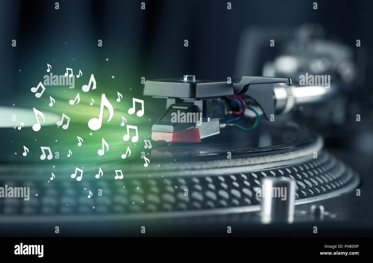 Turntabl hi-res stock photography and images - Alamy