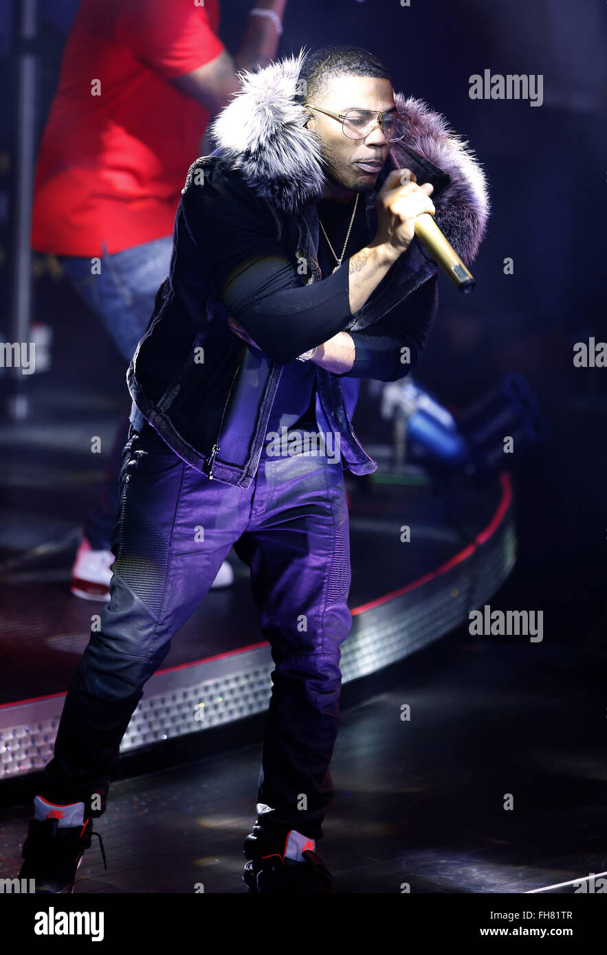 Nelly Delivers First Ever Drai's LIVE Performance at Dria's Nigtclub ...