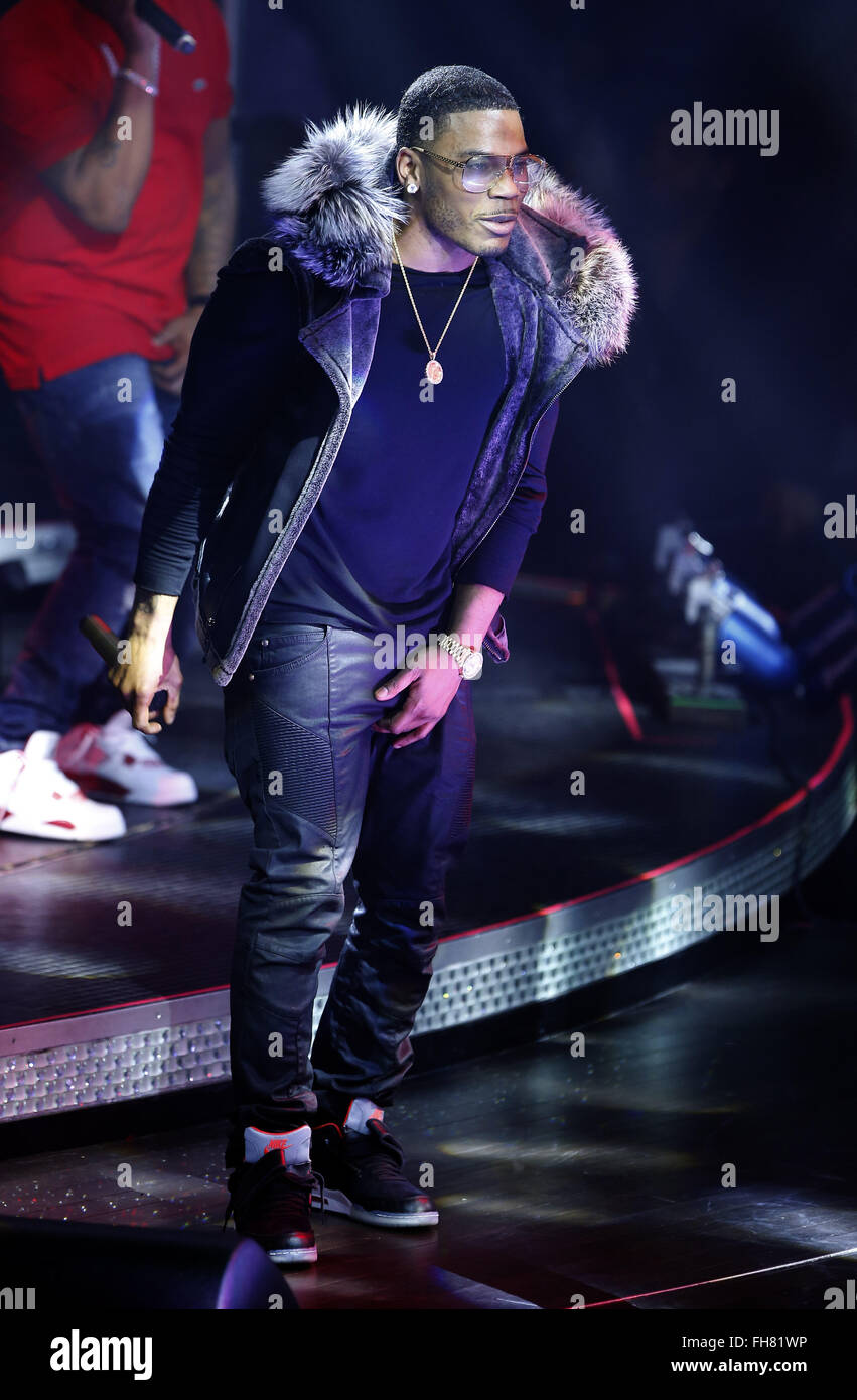 Nelly Delivers First Ever Drai's LIVE Performance at Dria's Nigtclub ...