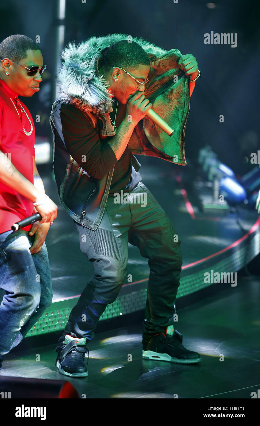 Nelly Delivers First Ever Drai's LIVE Performance at Dria's Nigtclub ...