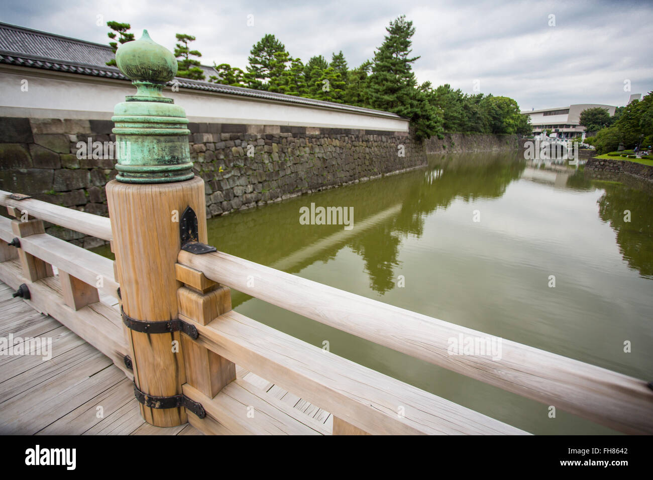 Japan moat tokyo hi-res stock photography and images - Alamy
