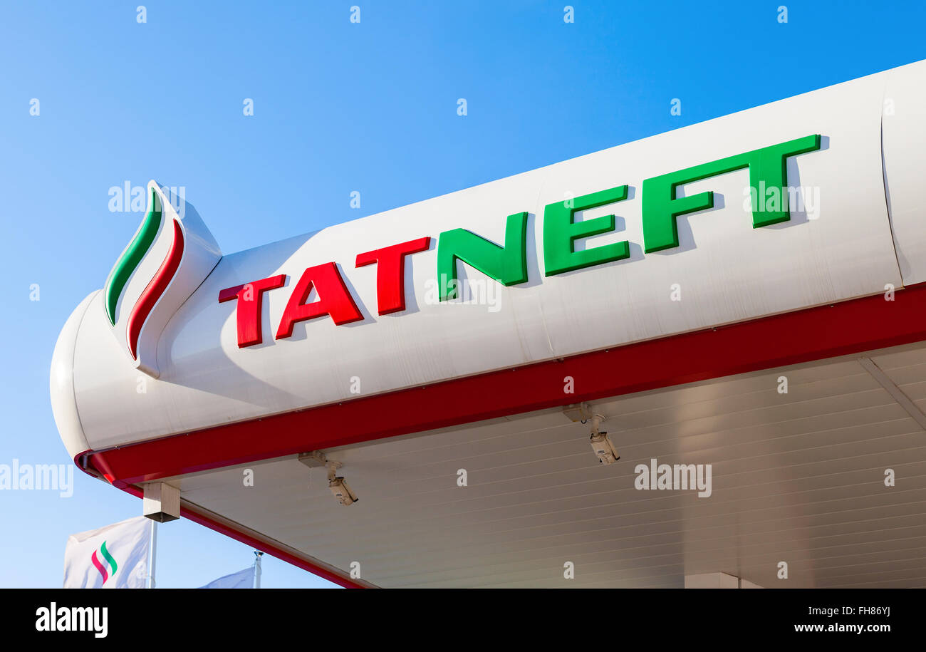 The emblem of the oil company Tatneft on the gas station Stock Photo ...