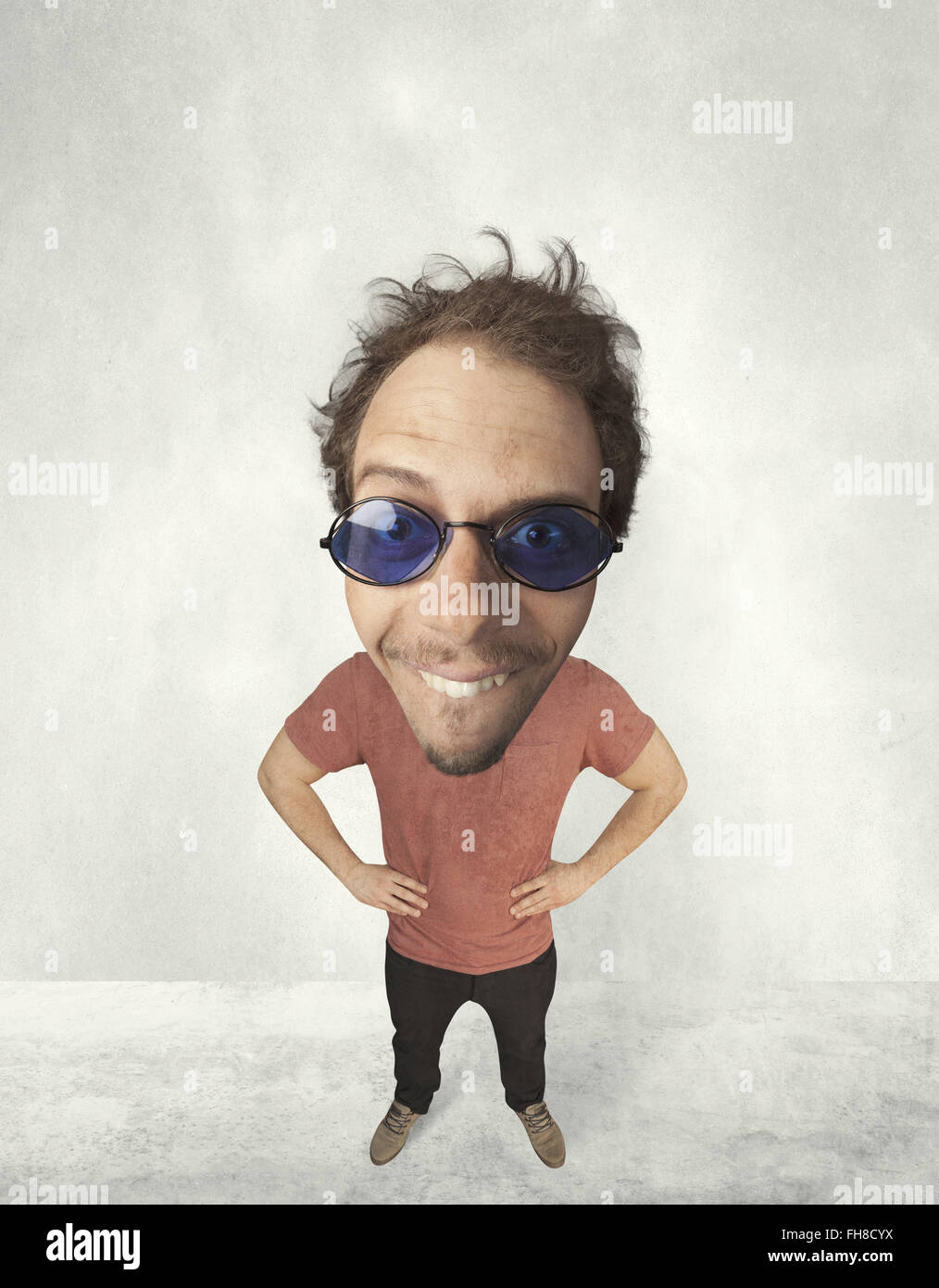 Person with big head Stock Photo - Alamy