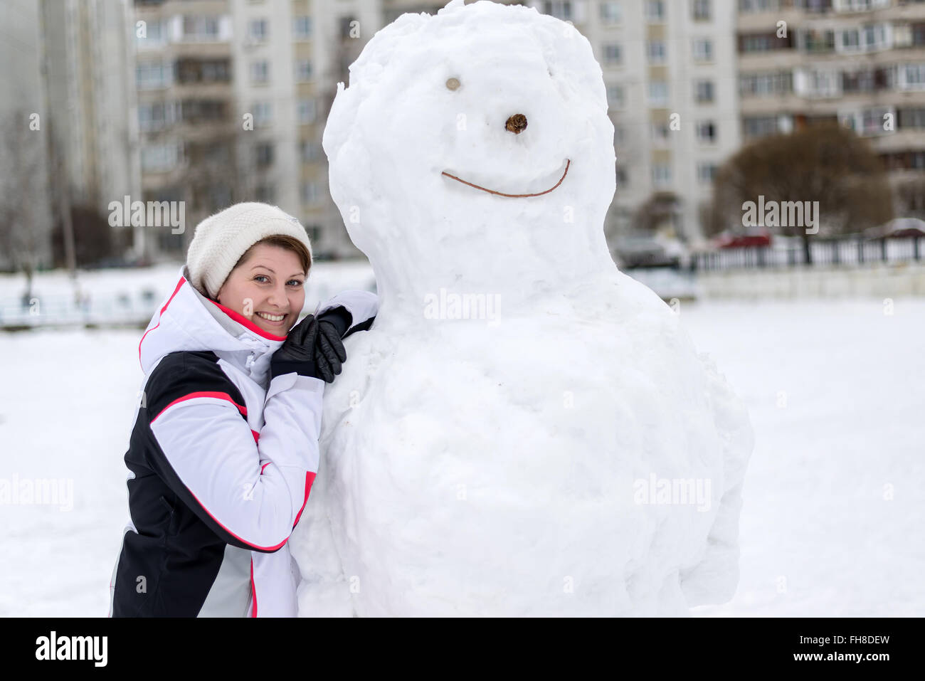Woman snowman portrait pretty hi-res stock photography and images - Alamy