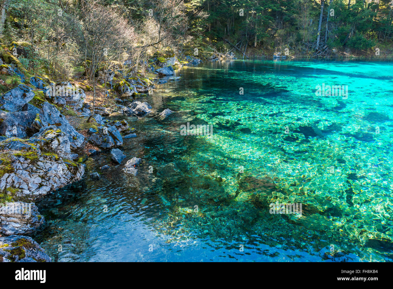 Five colored pool jiuzhaigou hi-res stock photography and images - Alamy