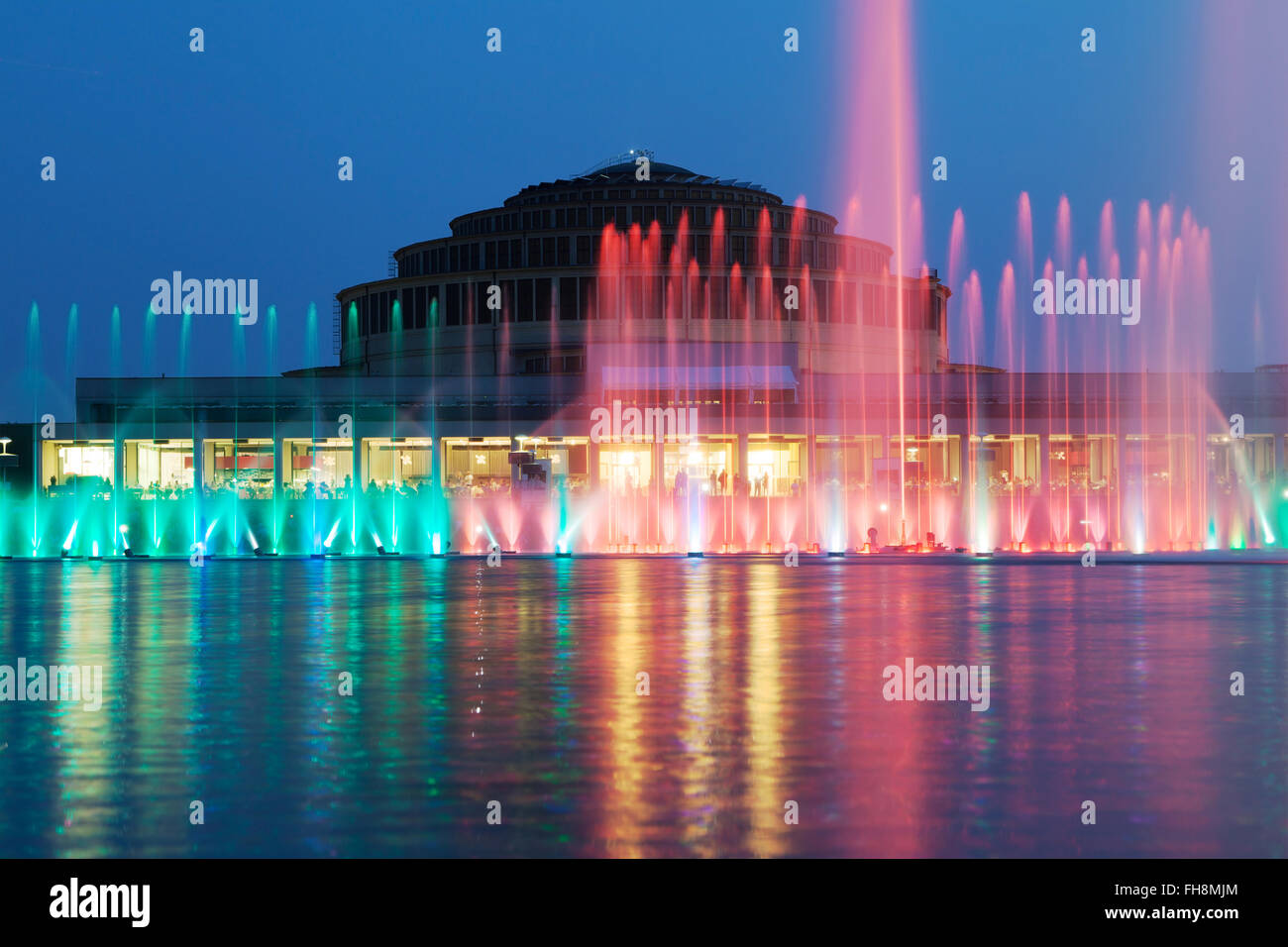 The Wroclaw Fountain with the Centennial Hall in the background ...