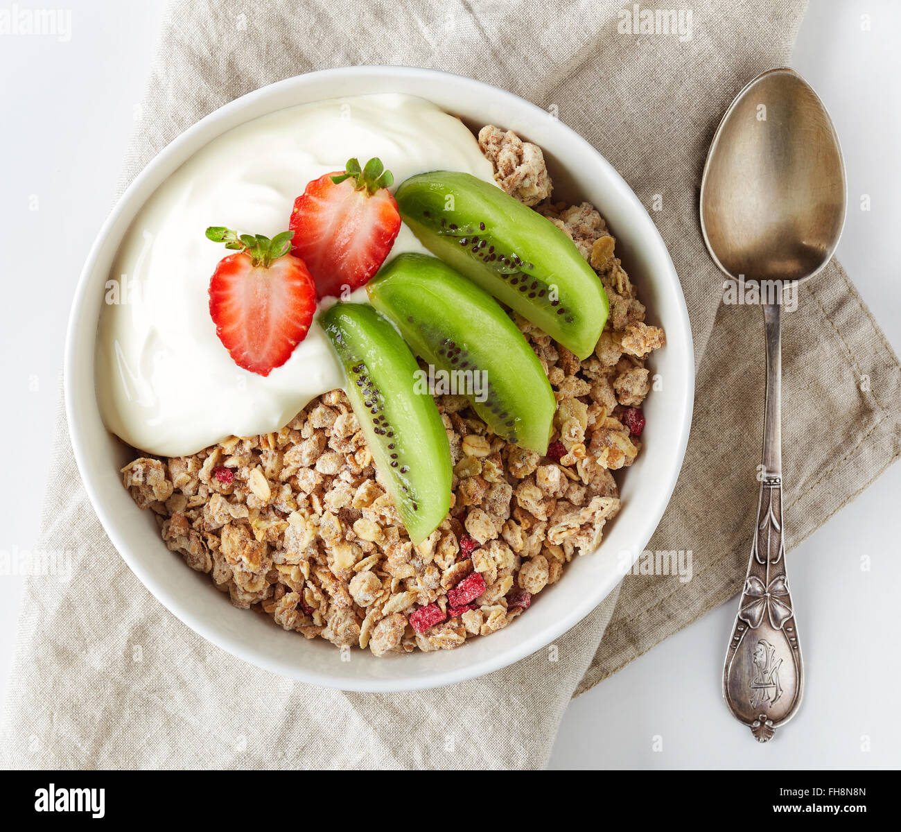 Yogurt granola bowl fruits hi-res stock photography and images - Alamy